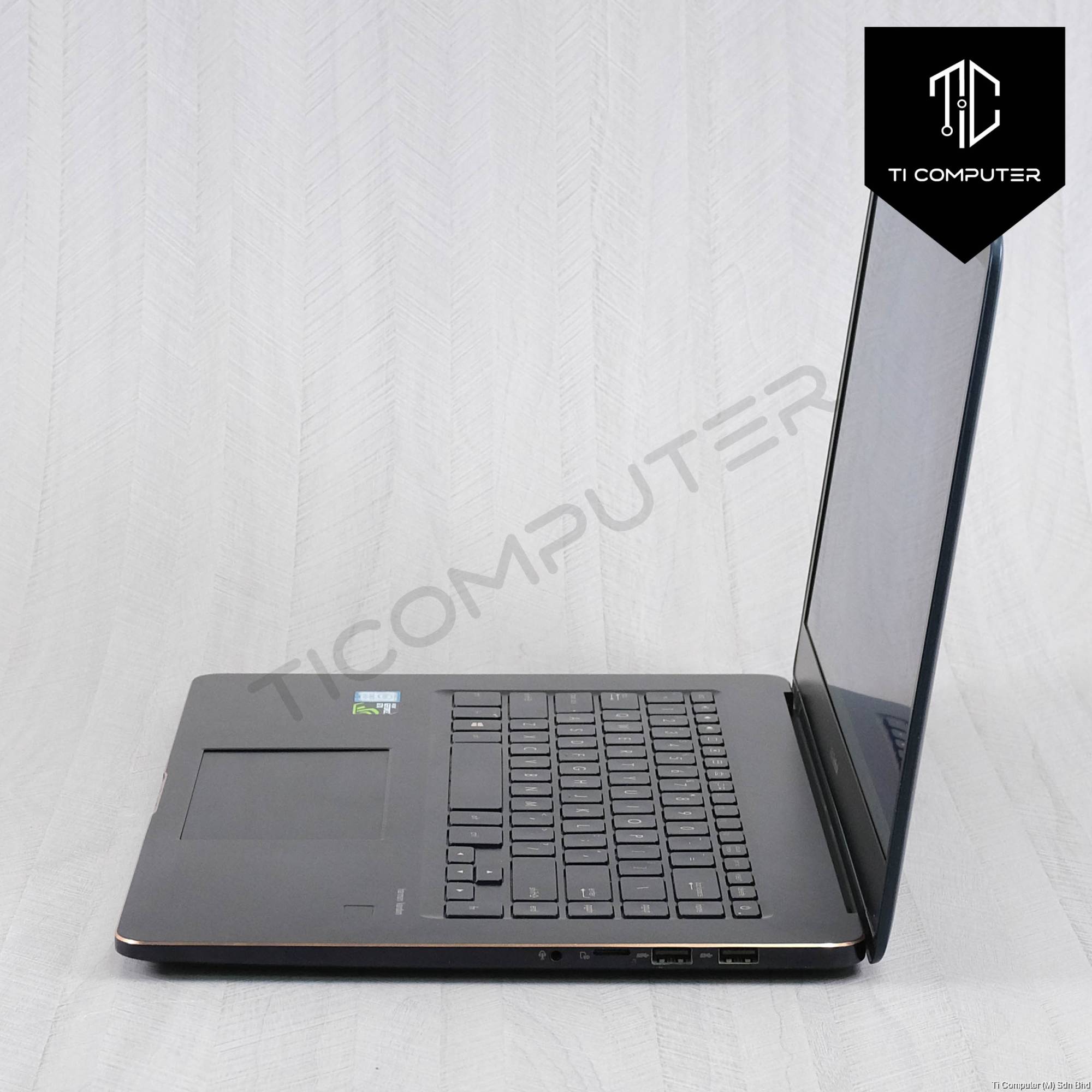 ASUS ZenBook Pro 15 UX580G Intel i7-8750H 8GB OB RAM 256GB NVMe SSD GTX ...